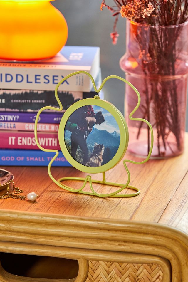 Yellow Daisy Photo Frame | Urban Outfitters UK