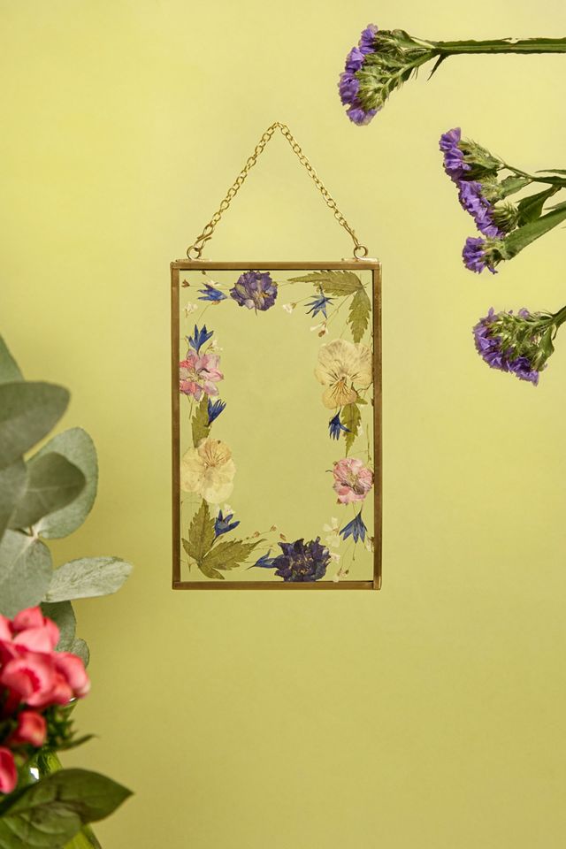 Mini Pressed Floral Hanging Frame | Urban Outfitters UK