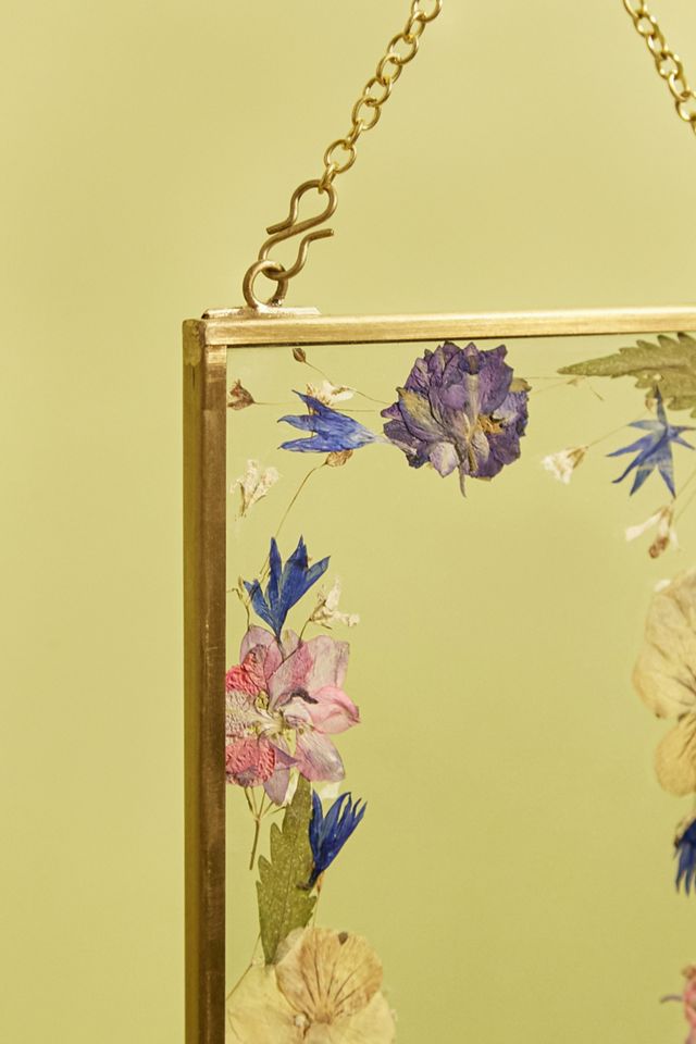Mini Pressed Floral Hanging Frame | Urban Outfitters UK