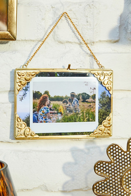 Metal Hanging Frame | Urban Outfitters UK