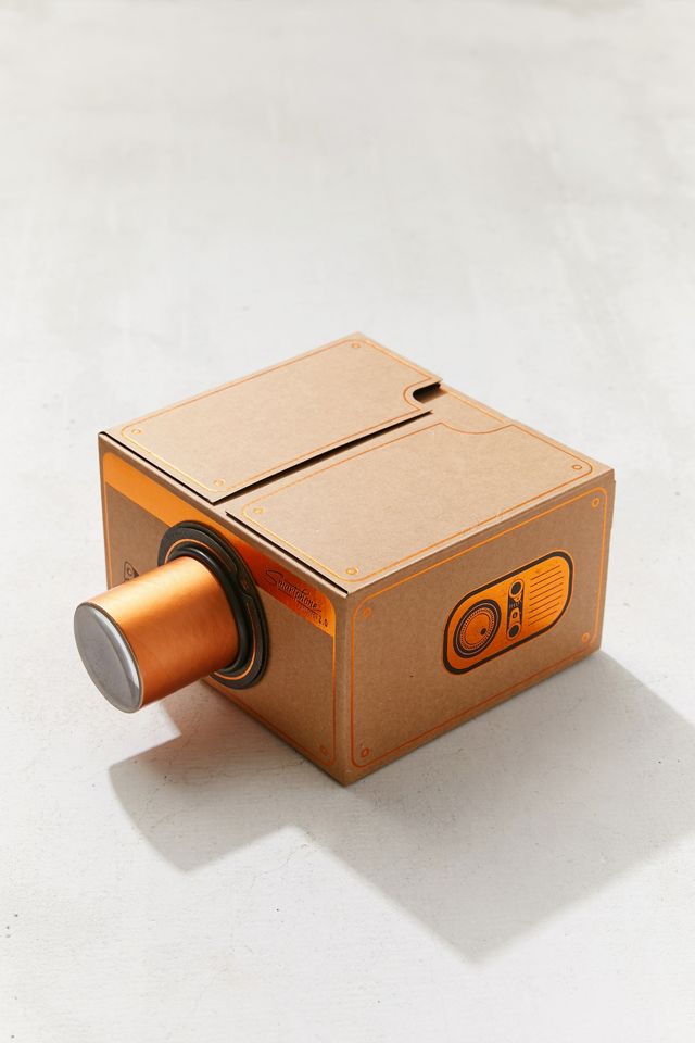 Smartphone Projector 2.0 | Urban Outfitters UK