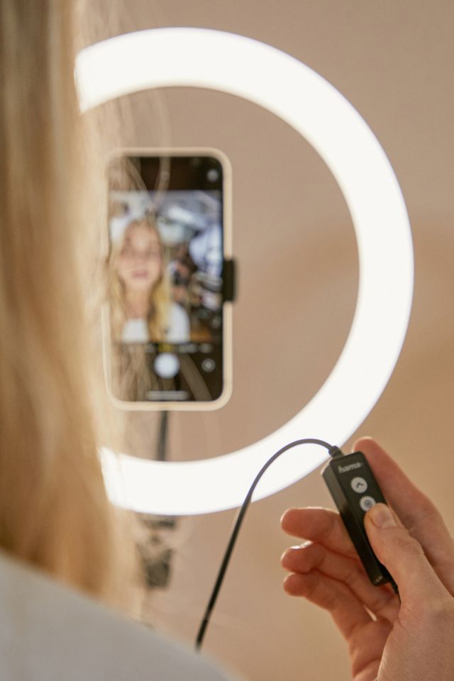 Hama SpotLight Steady 120 LED Ring Light | Urban Outfitters ES