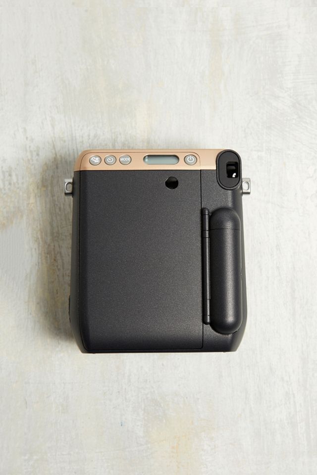 Fujifilm Instax™ Mini 70 Gold Camera | Urban Outfitters FR