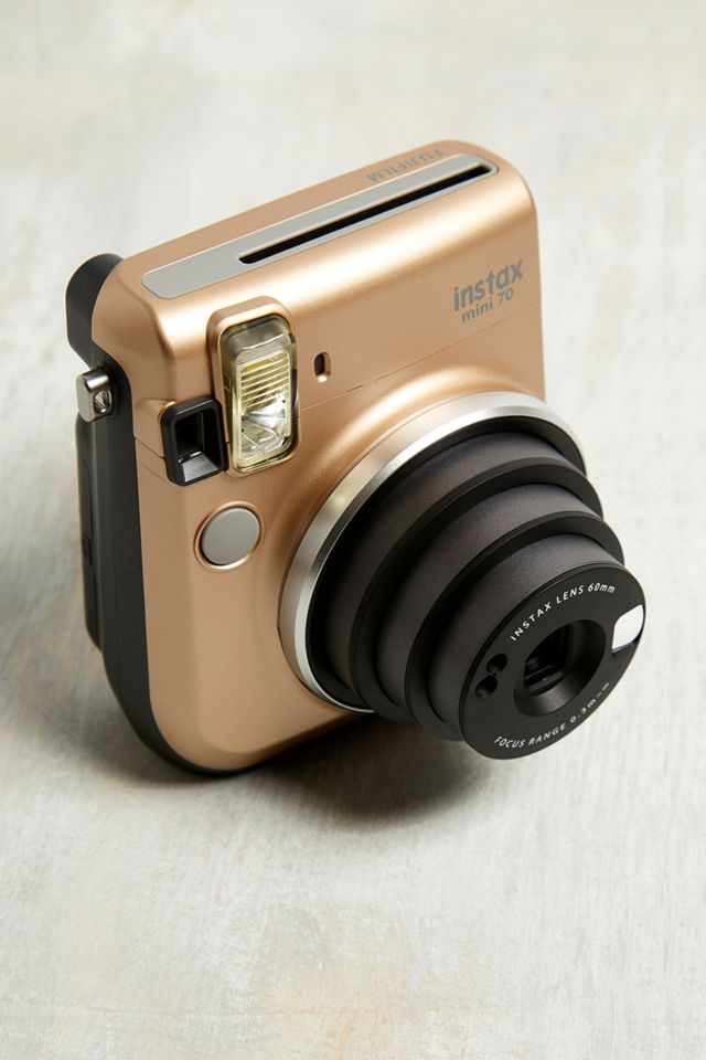 Fujifilm Instax™ Mini 70 Gold Camera | Urban Outfitters FR