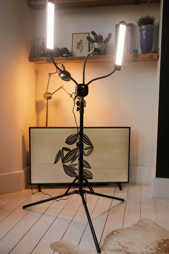 Fotodiox Selfie Starlite Stix Light Kit | Urban Outfitters UK