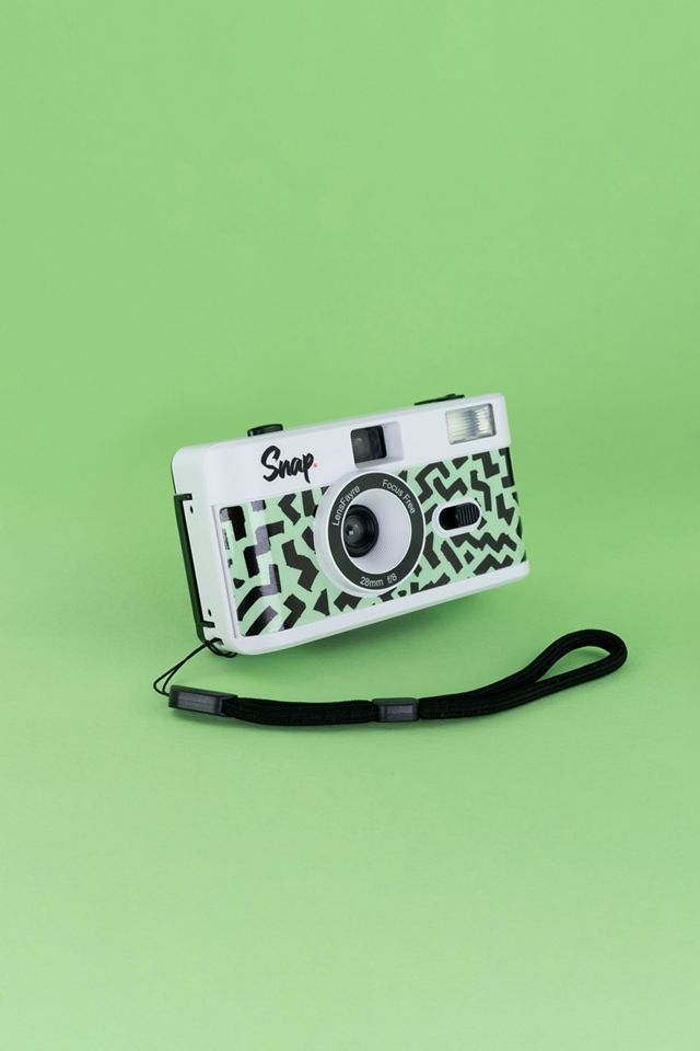 LensFayre Snap LF-35M Zig Zag 35mm Reusable Film Camera | Urban ...