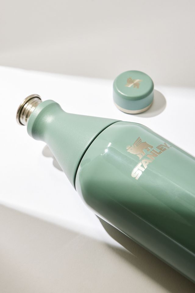Stanley Shale All Day Slim 0.6L Water Bottle | Urban Outfitters UK