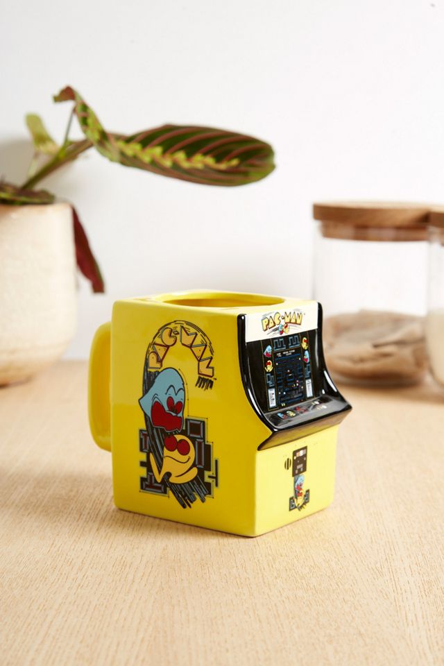 Pac-Man Gamer Mug | Urban Outfitters UK