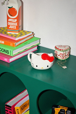 Taza UO Hello Kitty | Urban Outfitters ES