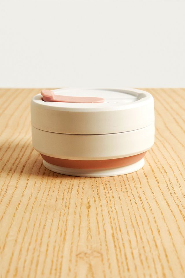 Stojo Large Collapsible Travel Mug | Urban Outfitters UK