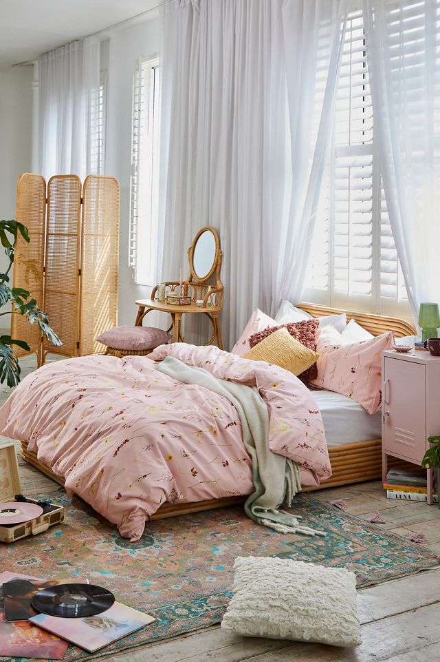 Florence Pink Pressed Flowers Duvet Set | Urban Outfitters UK