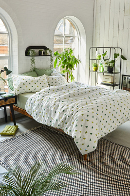 Bedding Sets, Duvet Covers, Bed Sheets, Cushions & Throws | Urban Outfitters UK