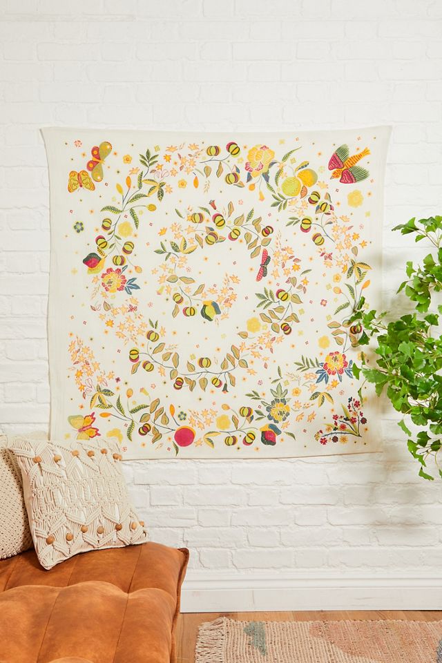 Ivory Hazel Tapestry | Urban Outfitters UK