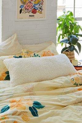 Home Bedding | Cushions & Throws | Urban Outfitters UK