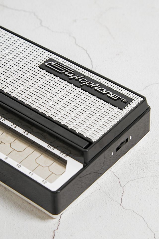 Stylophone - Mini synthétiseur | Urban Outfitters FR