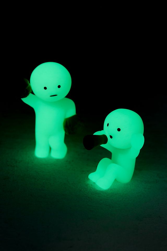 Smiski® Glow-In-The-Dark Cheer Blind Box Figure | Urban Outfitters UK