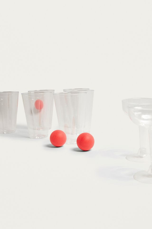Talking Tables – Spiel „Pong Wars: Beer vs. Prosecco“ | Urban Outfitters DE