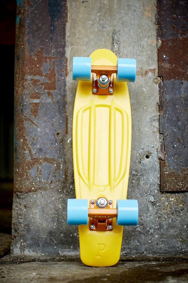 Penny Skateboards 22" High Vibe Skateboard | Urban Outfitters UK