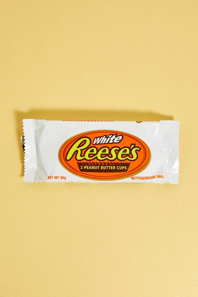 Reese's White Chocolate Peanut Butter Cups | Urban Outfitters UK