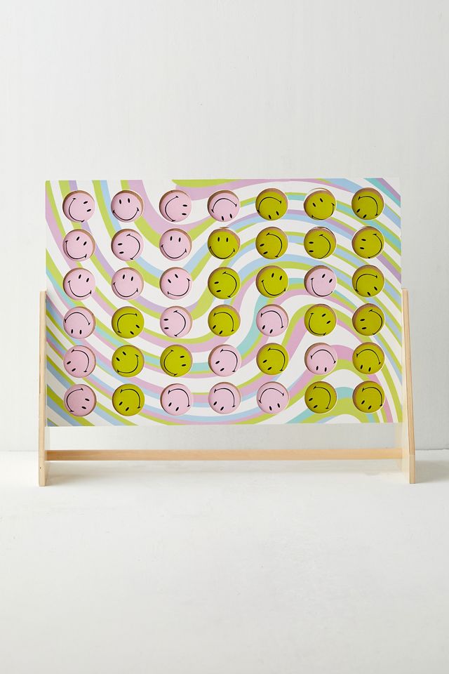 SUNNYLiFE x Smiley Mega Four-In-A-Row Game | Urban Outfitters UK