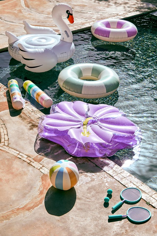 SUNNYLiFE Hibiscus Pastel Lilac Luxe Lie-On Float | Urban Outfitters UK
