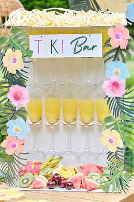 Ginger Ray Stand Tiki Bar & Treats | Urban Outfitters IT