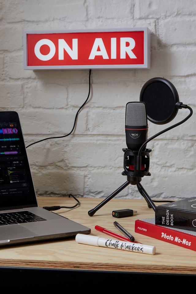 RED5 Gaming & Vlogging Microphone | Urban Outfitters UK