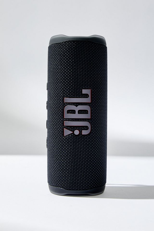 Altavoz Bluetooth Portátil a Prueba de Agua JBL Black Flip 6 | Urban Outfitters ES