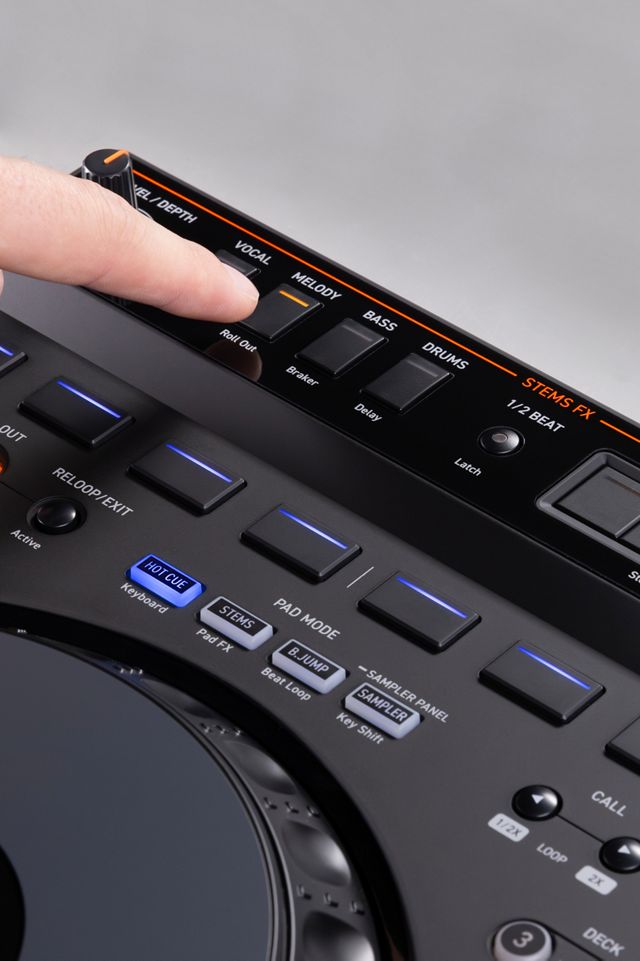 Pioneer DJ AlphaTheta DDJ-GRV6 DJ Controller | Urban Outfitters UK