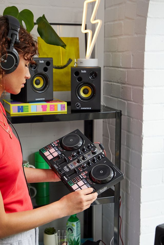 Hercules DJ Control Inpulse 200 MK2 Deck | Urban Outfitters UK