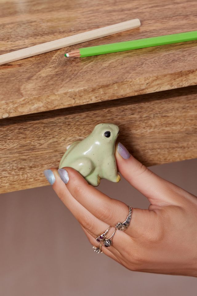 Peekaboo Frog Door Knob | Urban Outfitters UK