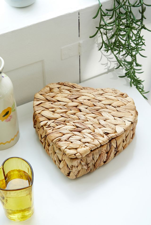 Heart Lidded Basket | Urban Outfitters UK