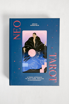 Neo Tarot par Jerico Mandybur | Urban Outfitters FR
