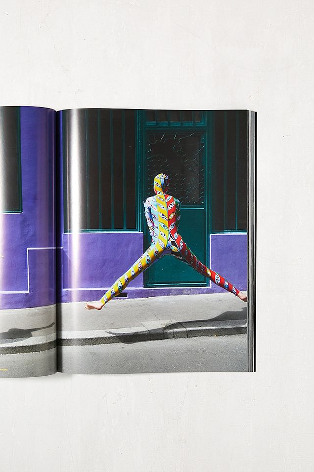 Dazed Autumn 2023: Beyond Borders Issue, Little Simz | Urban Outfitters UK Dazed Autumn 2023: Beyond Borders Issue, Little Simz | Urban Outfitters UK