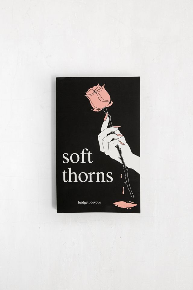 Bridgett Devoue – Buch „soft thorns“ | Urban Outfitters DE