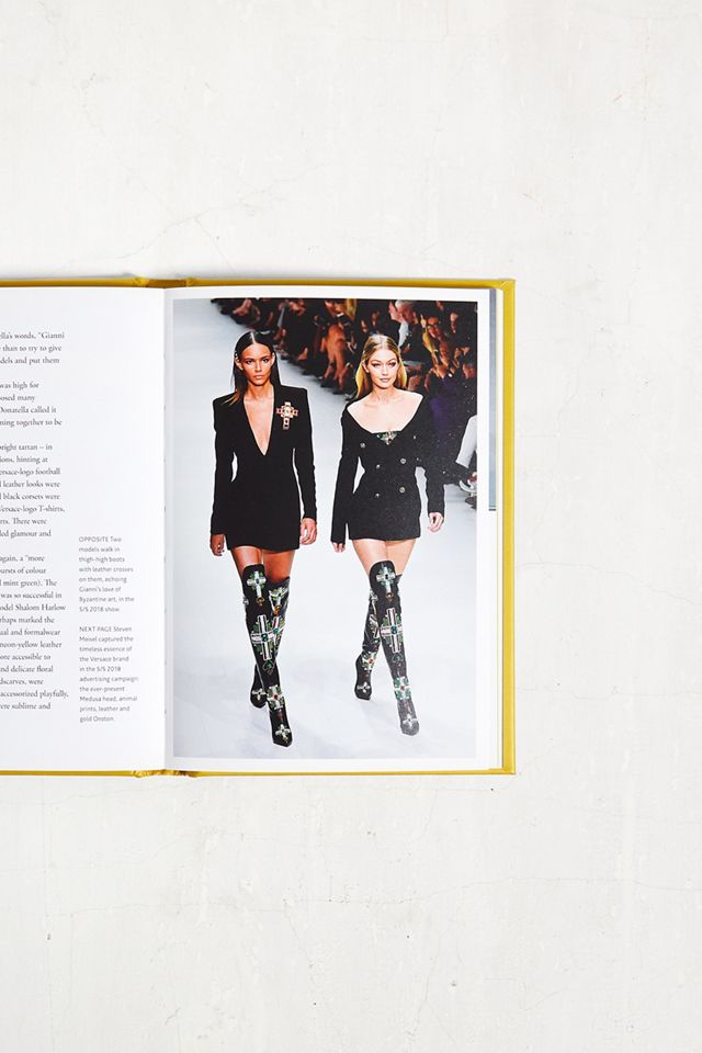 Little Book Of Versace: The Story Of The Iconic Fashion House By Laia ...