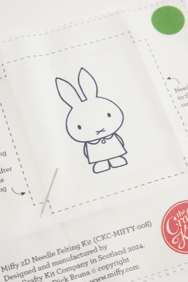 Miffy Needle Felt Craft Kit | Urban Outfitters ES
