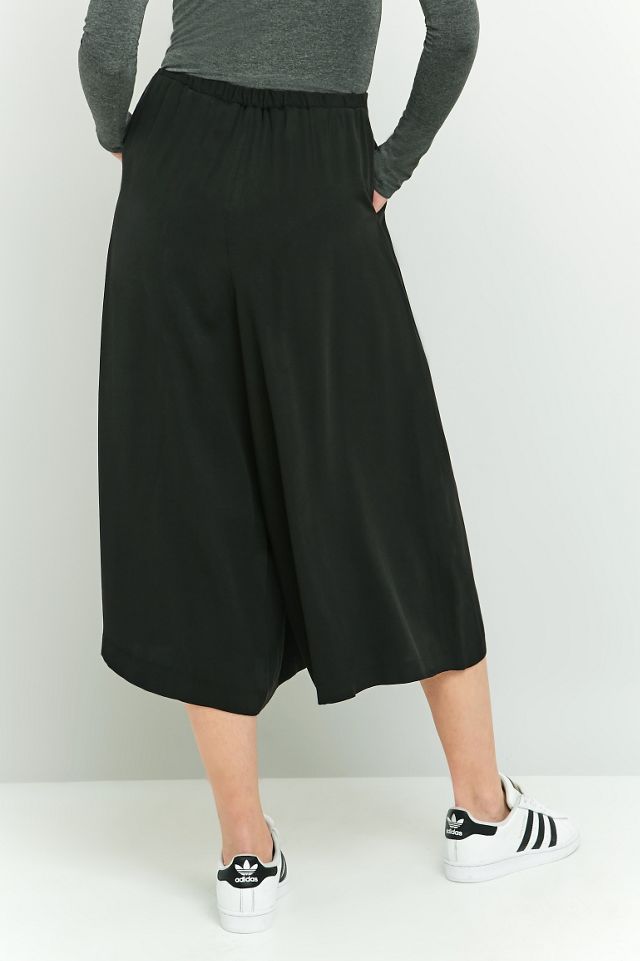 Light Before Dark Black Pleated Culottes | Urban Outfitters UK