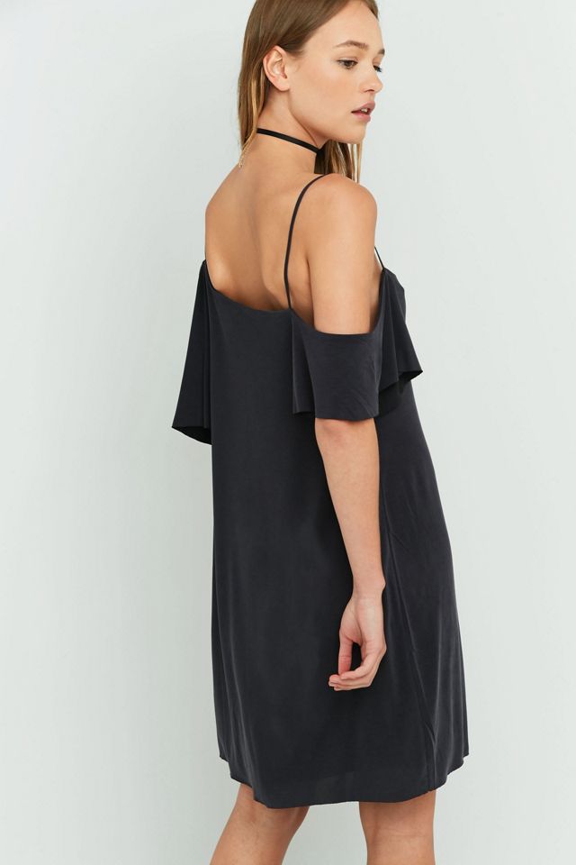 Silence + Noise Cold Shoulder Oversized T-Shirt Dress | Urban Outfitters UK