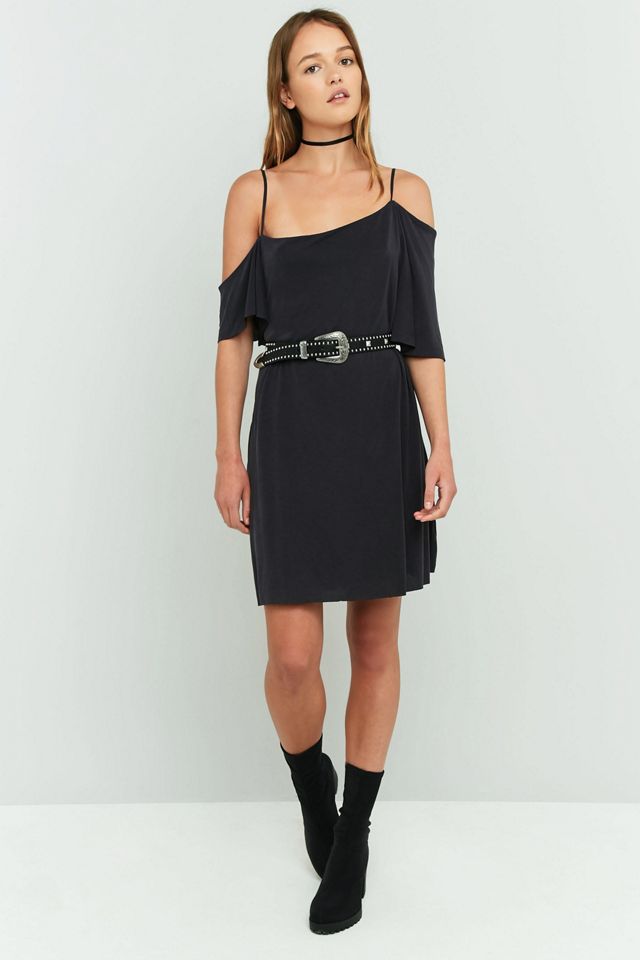 Silence + Noise Cold Shoulder Oversized T-Shirt Dress | Urban Outfitters UK