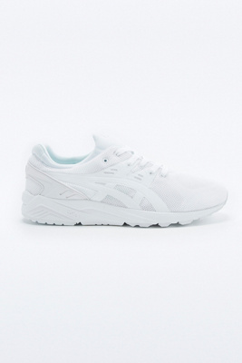 Asics – Sneaker „Gel-Kayano Evolution“ in Weiß | Urban Outfitters DE