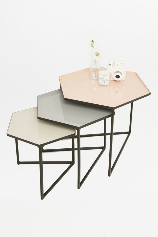Hexagon Table Set | Urban Outfitters FR