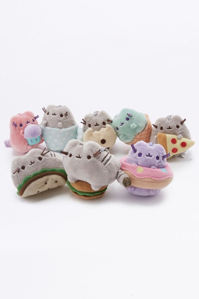 Pusheen Food Keychain Blind Box | Urban Outfitters UK