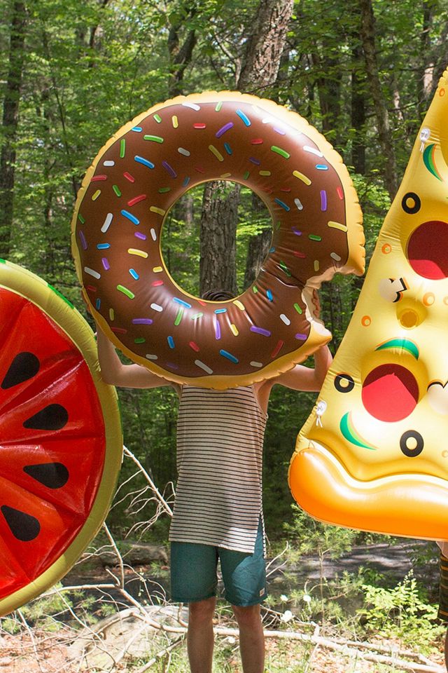 UO Exclusive Donut Pool Float | Urban Outfitters UK