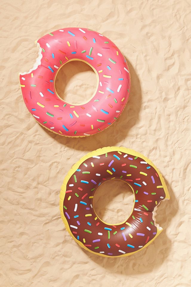 UO Exclusive Donut Pool Float | Urban Outfitters UK