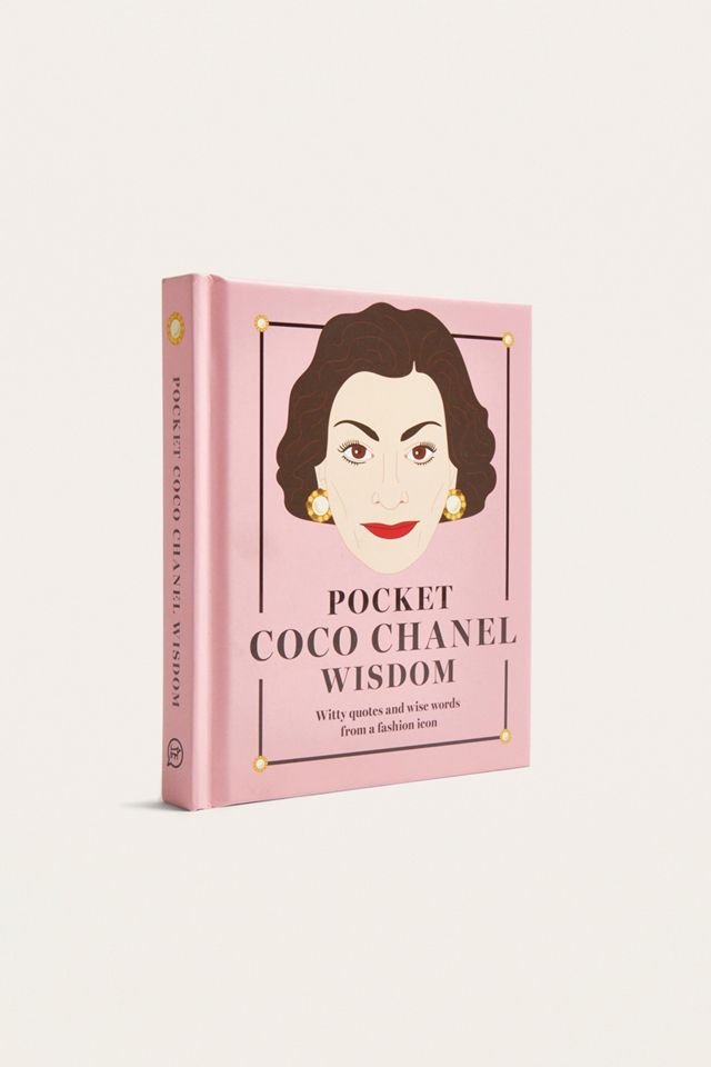 Pocket Coco Chanel Wisdom By Hardie Grant | Urban Outfitters FR