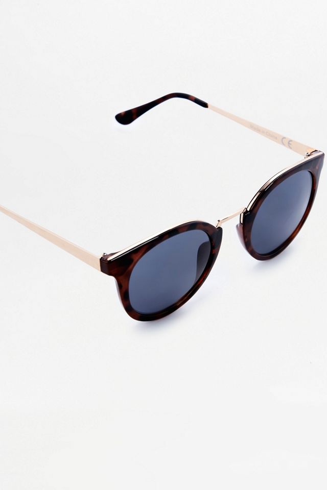 Preppy Tortoise and Gold Round Sunglasses | Urban Outfitters UK