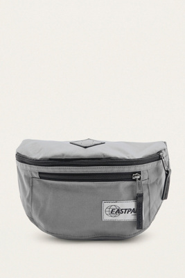Eastpak Bundel Grey Cross Body Bag | Urban Outfitters DE